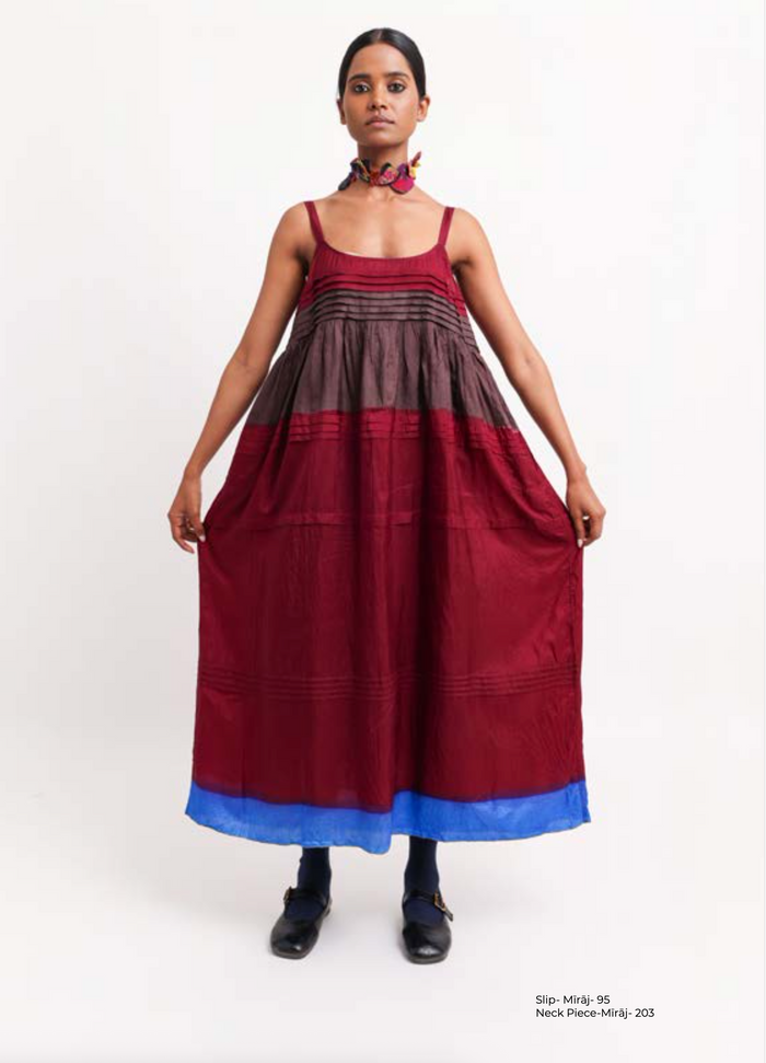 Injiri | Artisanal Handwoven Dresses | India in Balmain